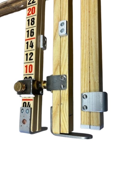 Extendable wooden ruler | Dendrotik